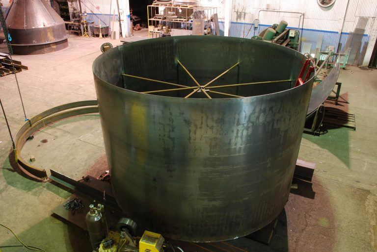 Silos & Tanks - Ward Industrial Equipment Inc